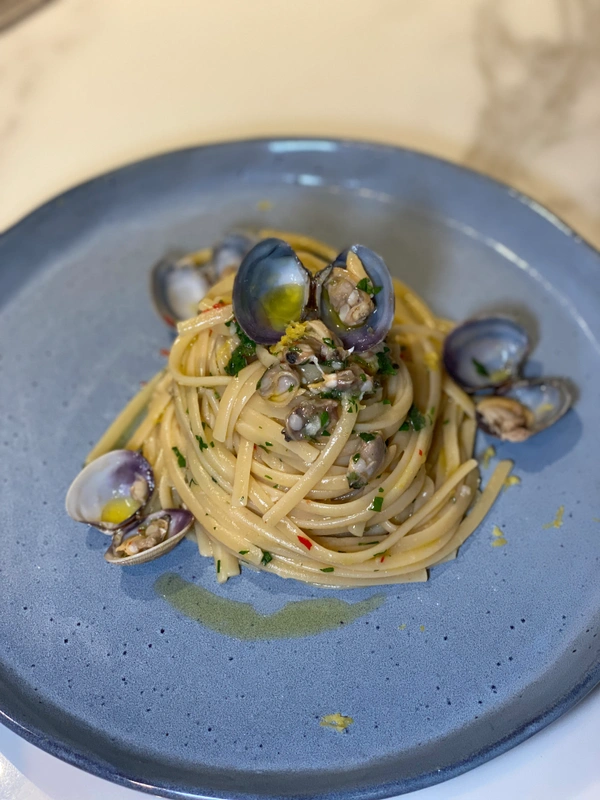 Linguine Alle Vongole | Paul For Cooking | Foody