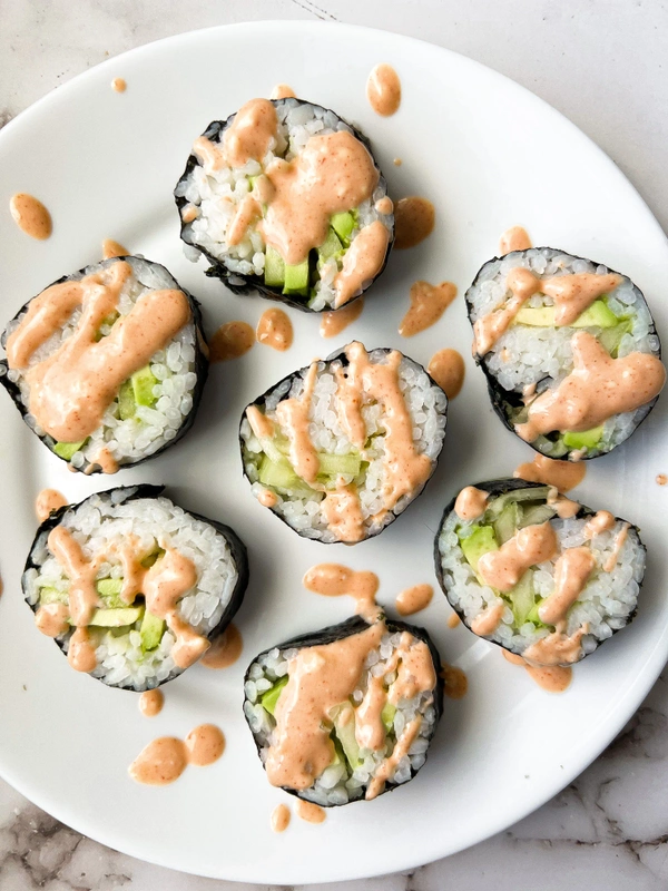 how to make avocado cucumber sushi