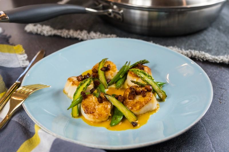 Seared Scallops with Chorizo Vin | Chef Shaun O'Neale | Foody